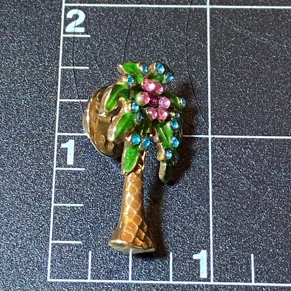 Vintage | Jewelry | Vintage Gold Rhinestone Enamel Palm Tree Pin | Poshmark